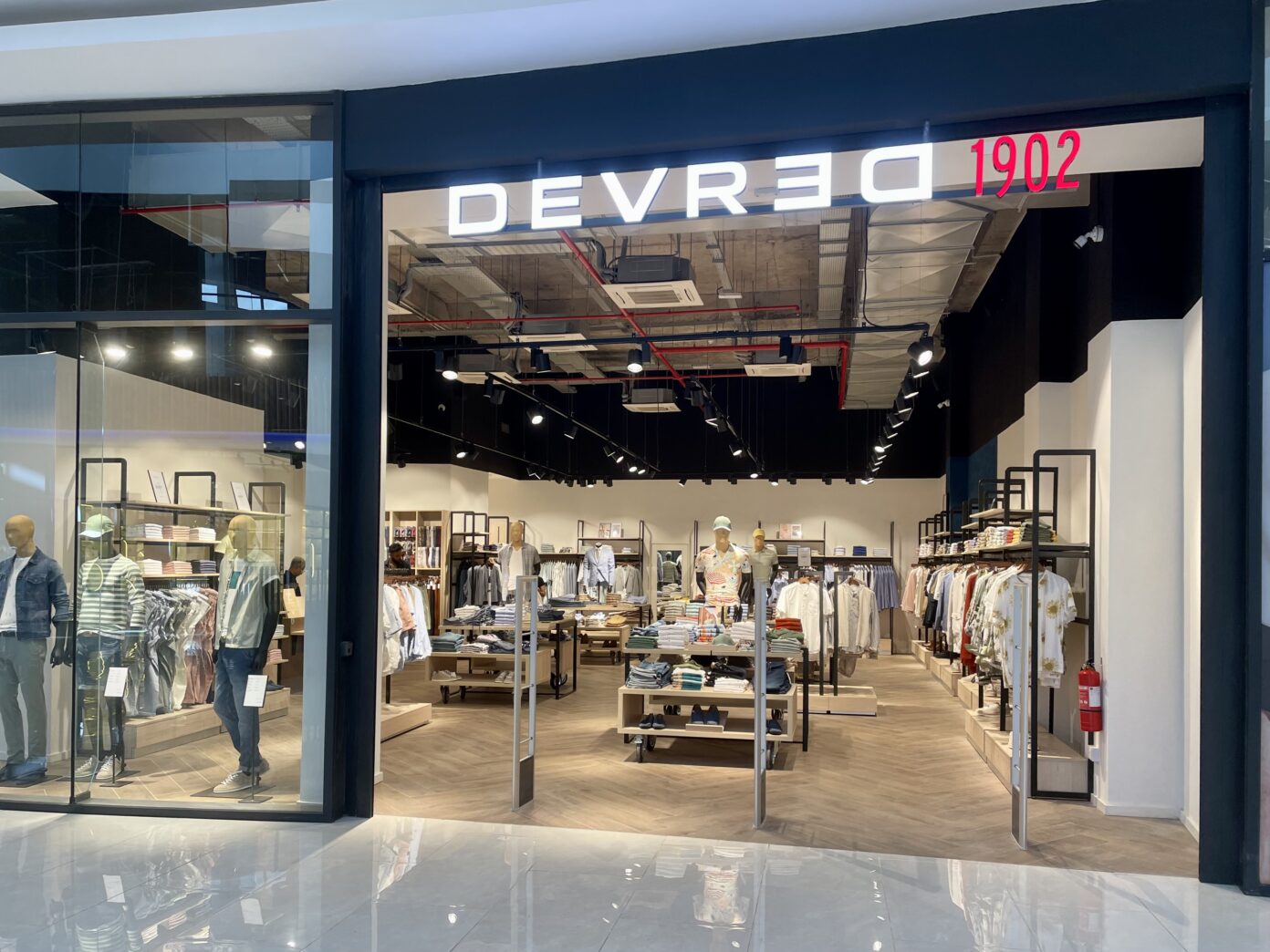 DEVRED 1902 à Tribeca Mall